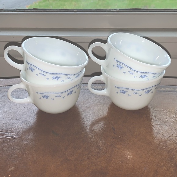 Pyrex | Dining | Vintage Pyrex Mugs | Poshmark